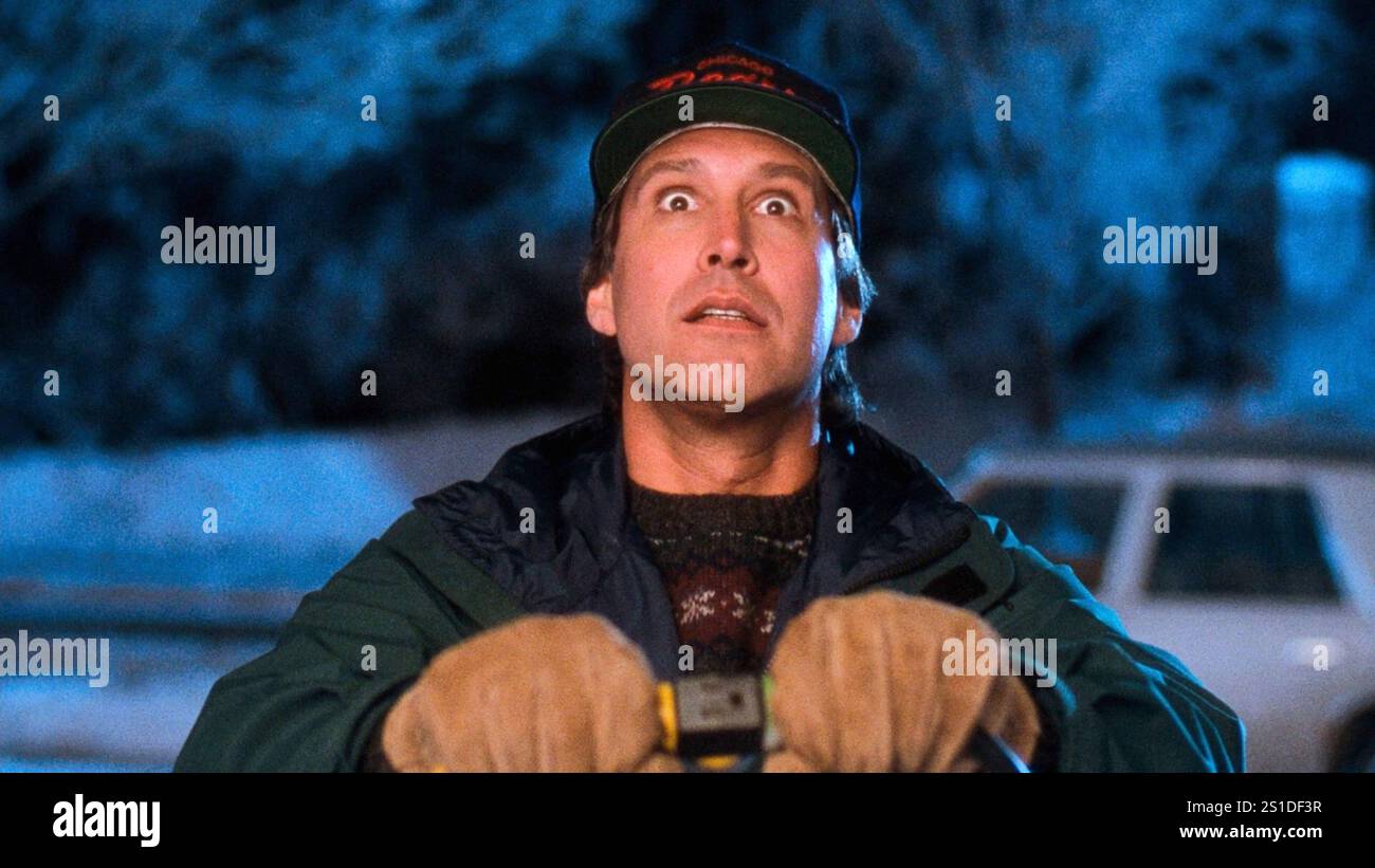 CHEVY CHASE in NATIONAL LAMPOON'S CHRISTMAS VACATION (1989), directed ...