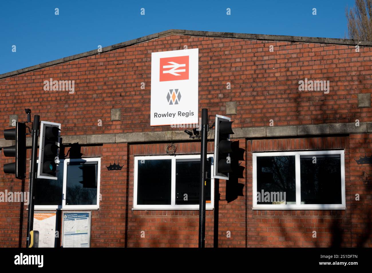 Rowley Regis railway station, West Midlands, England, UK Stock Photo ...