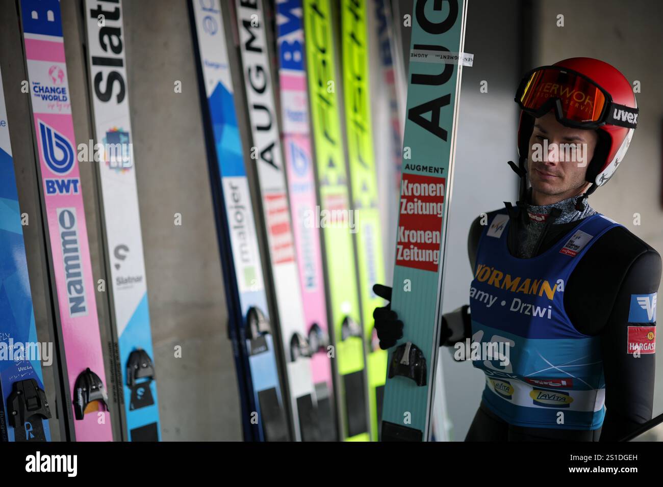 03 January 2025, Austria, Innsbruck: Nordic skiing/ski jumping, World ...