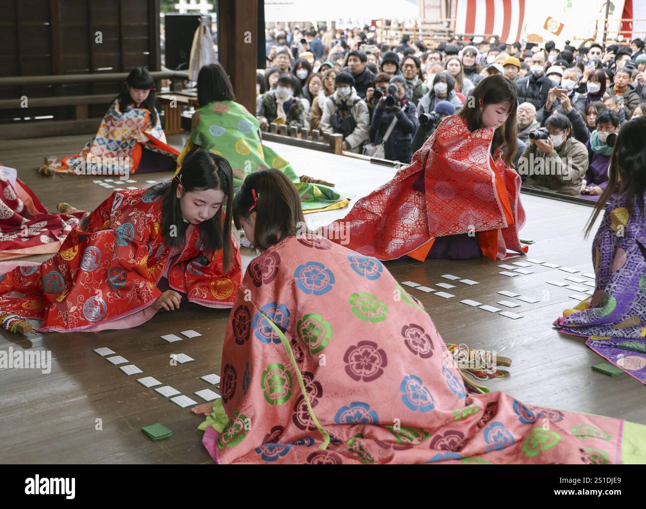 Women in traditional attire from the ancient Heian period play "karuta ...