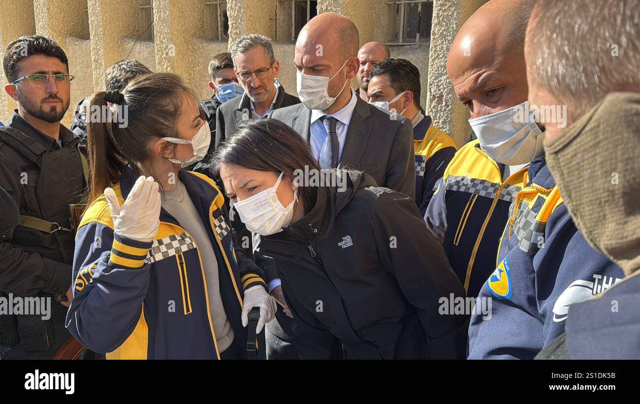 Damaskus, Syria. 03rd Jan, 2025. Foreign Minister Annalena Baerbock has ...
