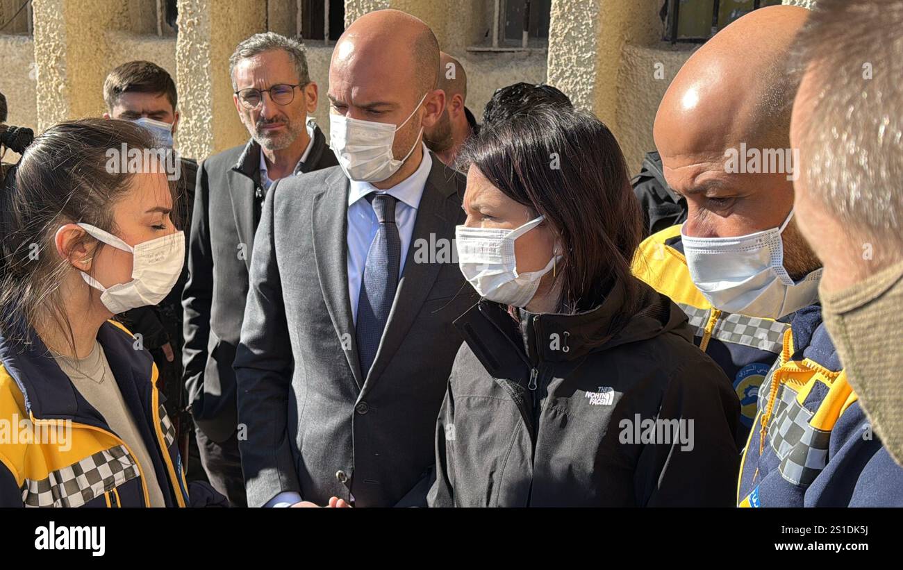 Damaskus, Syria. 03rd Jan, 2025. Foreign Minister Annalena Baerbock has ...