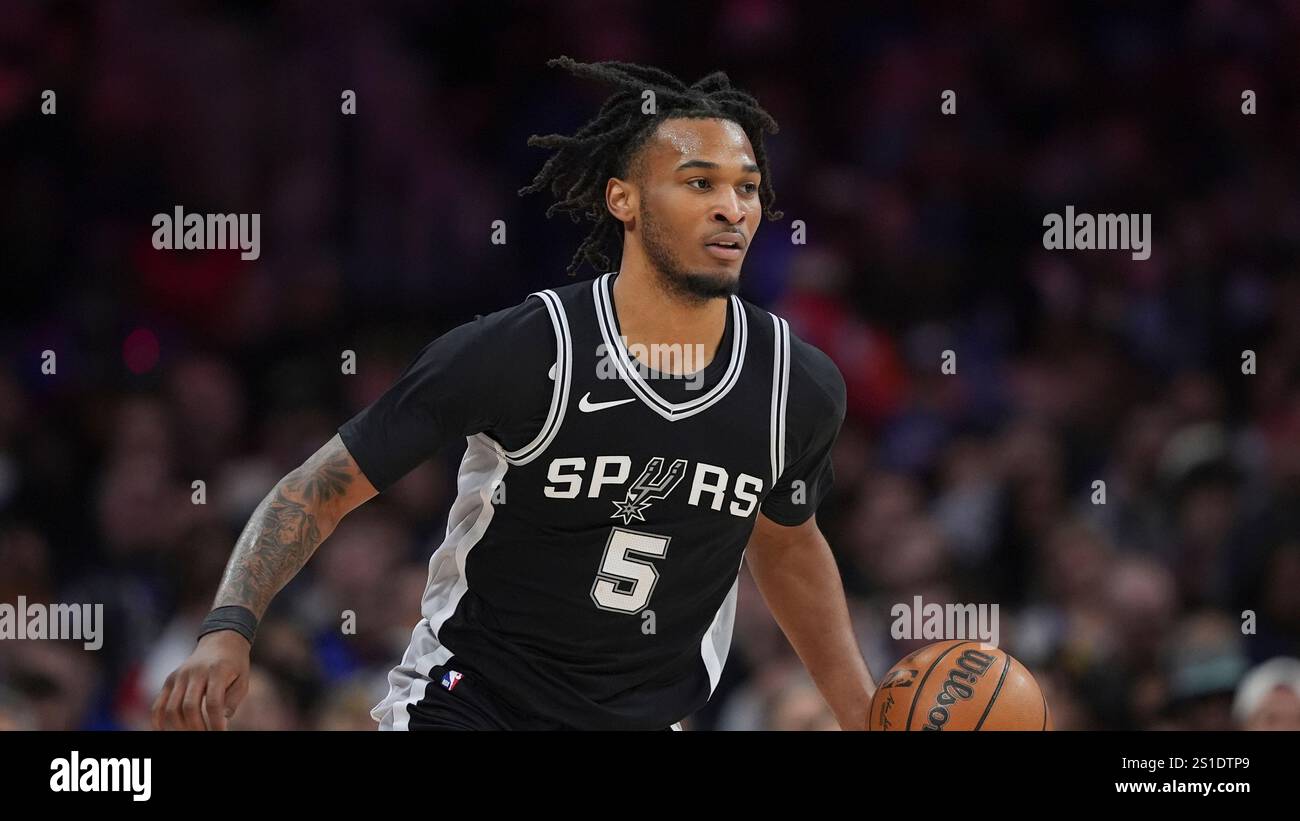 San Antonio Spurs' Stephon Castle plays during an NBA basketball game ...