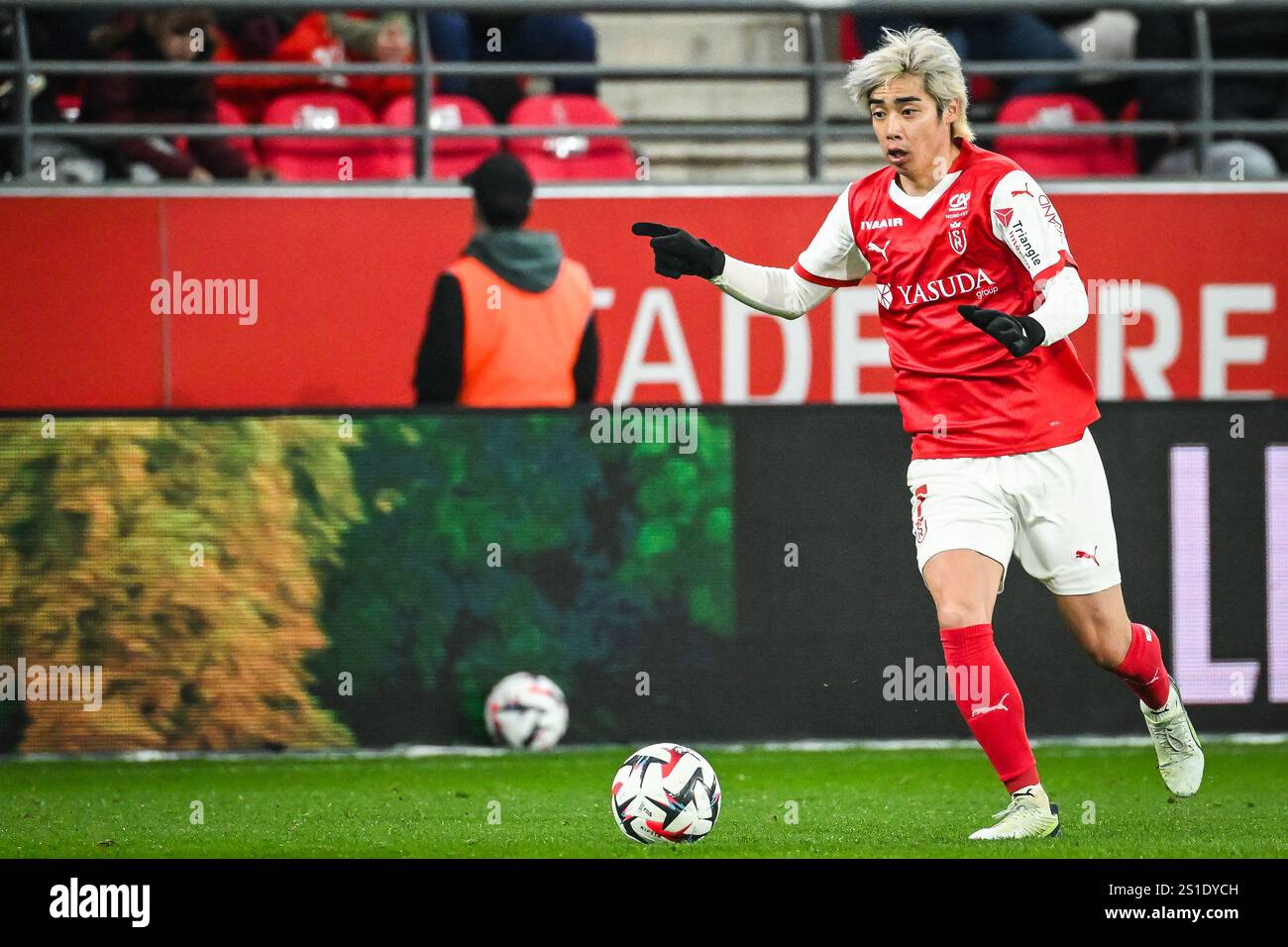 Reims, France. 29th Nov, 2024. Junya ITO of Reims during the French ...