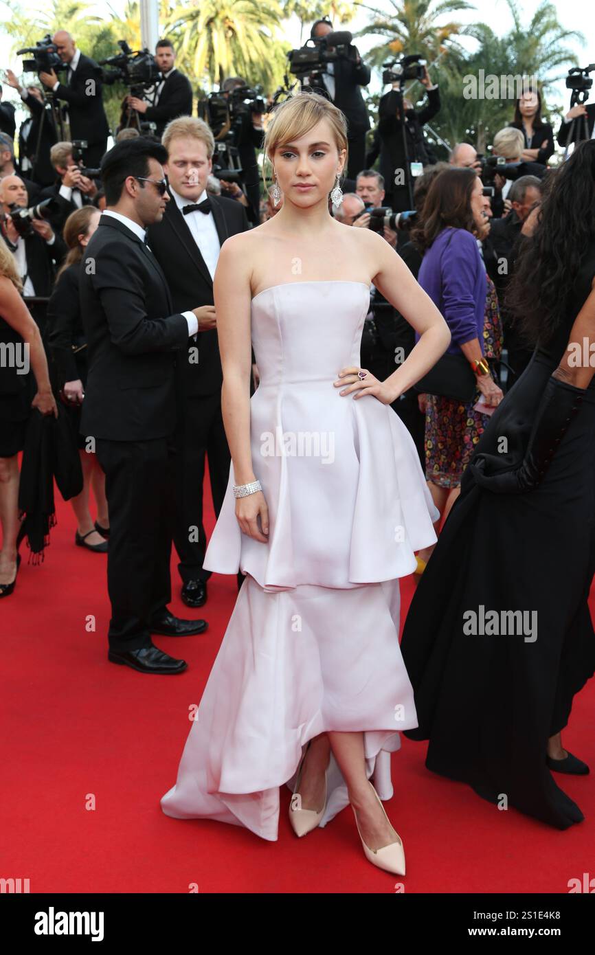 Model Suki Waterhouse attend the premiere of "The Homesman" during the ...