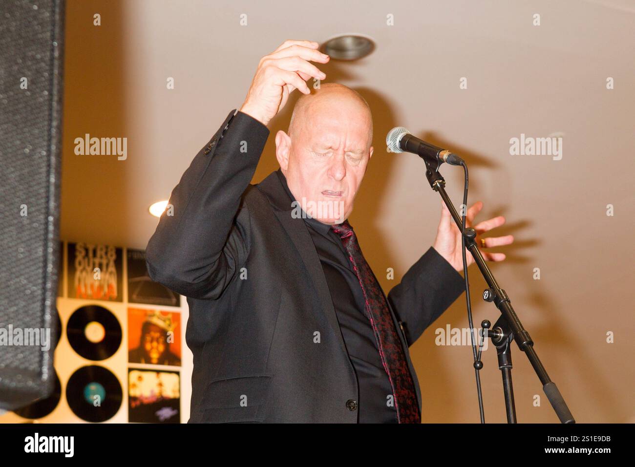 Bob Blakeley sings and signs his first Album at HMV Manchester, Arndale ...