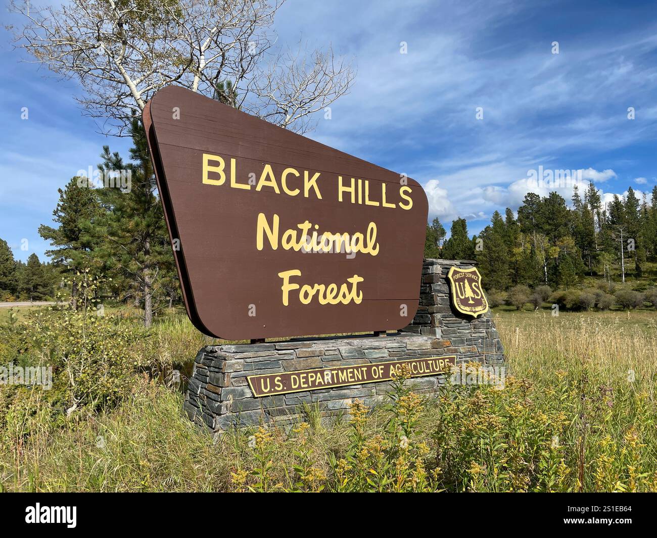 Welcome to Black Hills National Forest sign, South Dakota, USA Stock ...