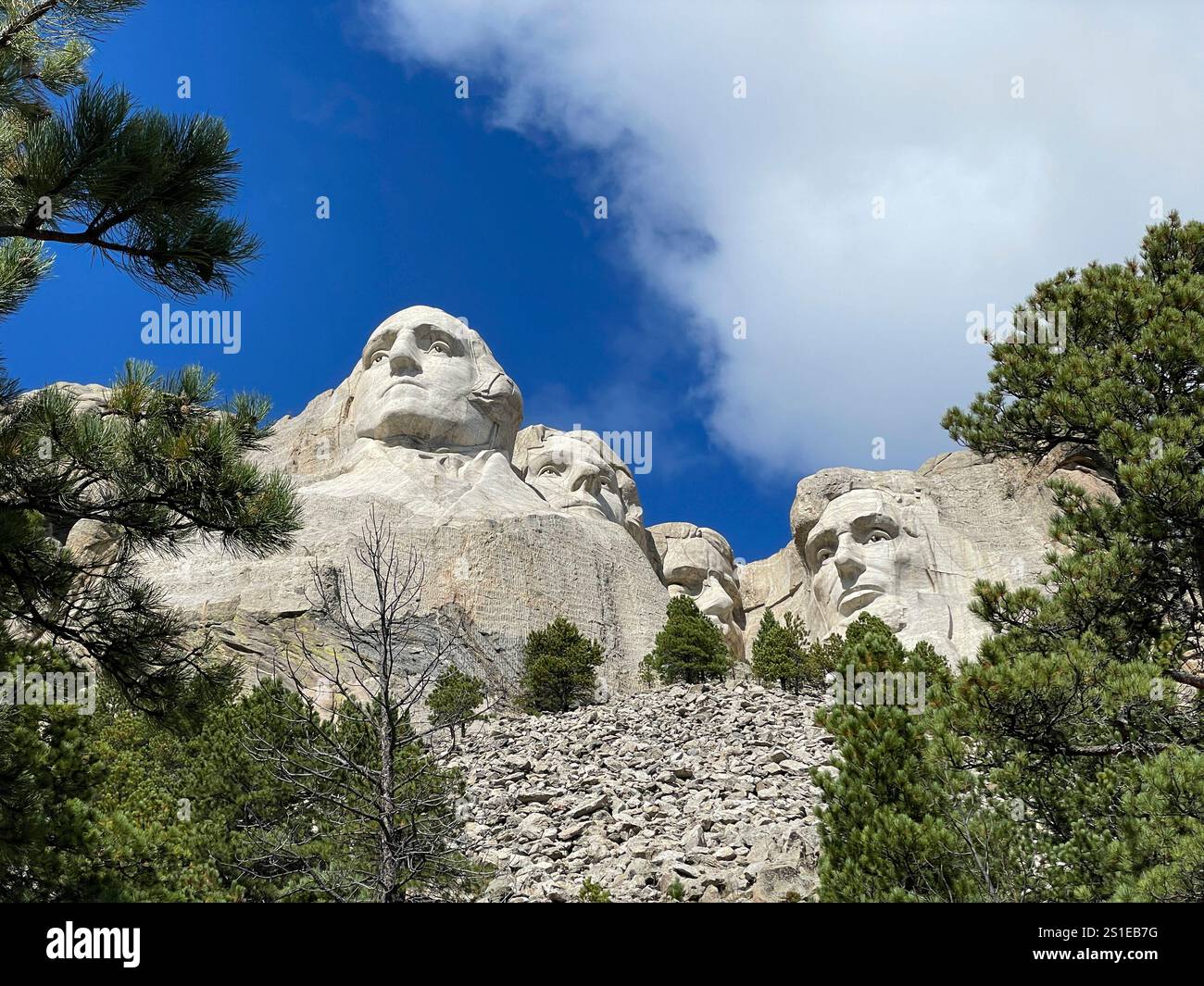 The Presidents scuptures, Mount Rushmore National Memorial, South ...
