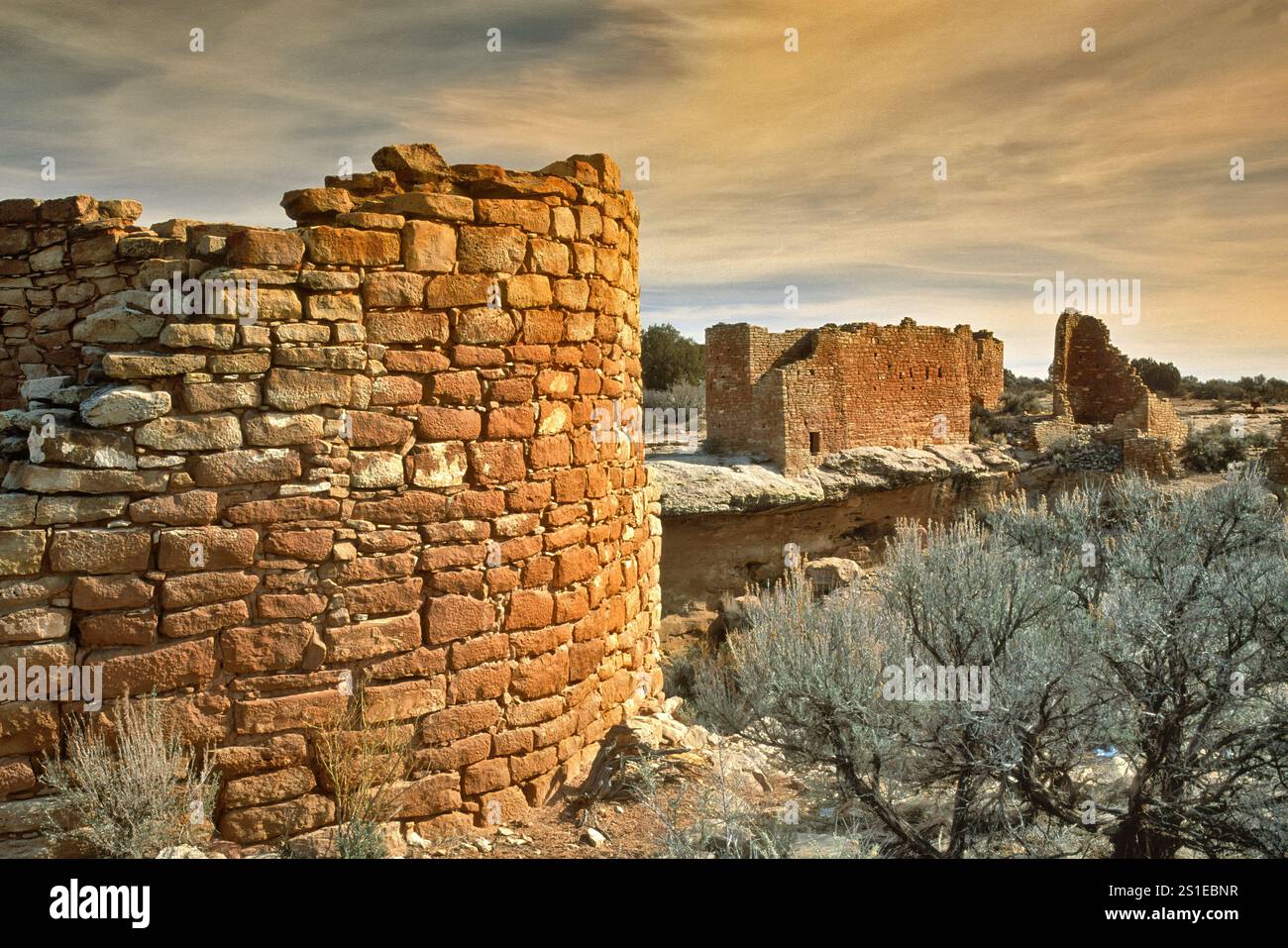 Hovenweep House, Hovenweep Castle in distance, Hovenweep National ...