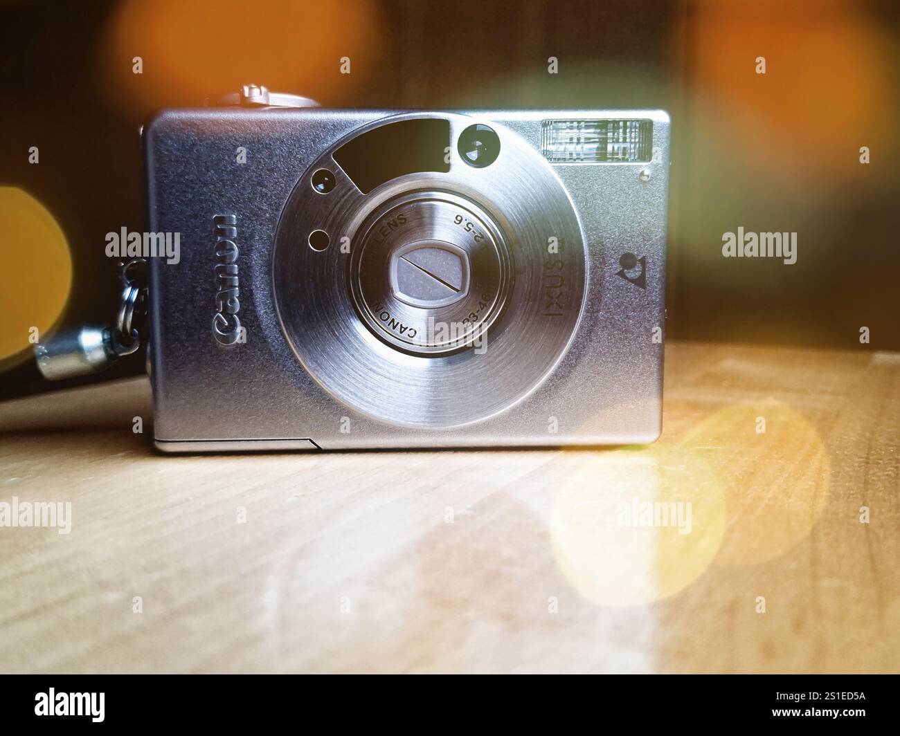 Aps compact camera hi-res stock photography and images - Alamy