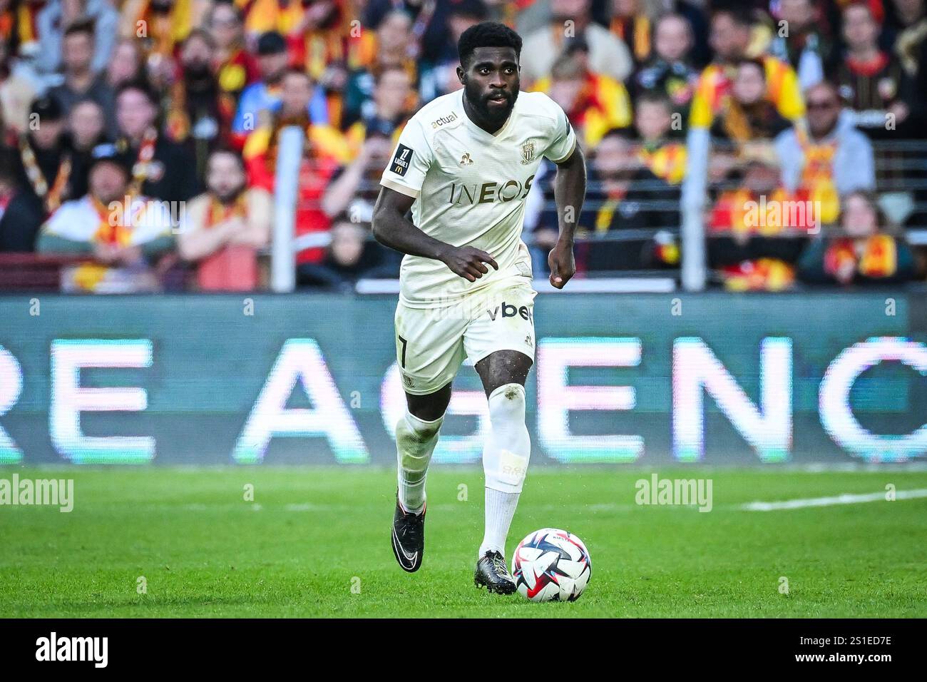 Lens, France. 28th Sep, 2024. Jeremie BOGA of Nice during the French ...