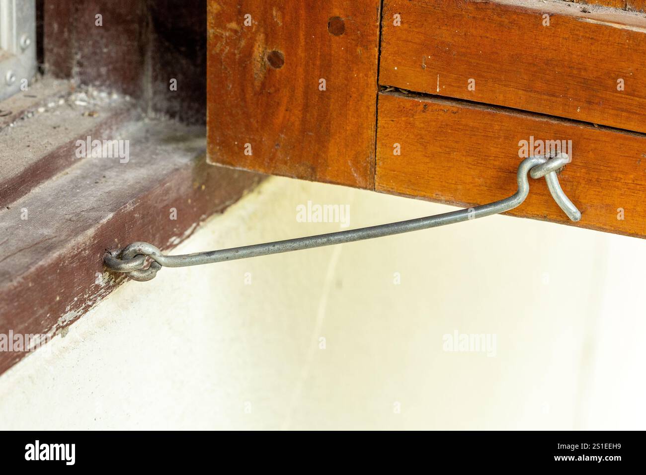 Metalwindowhooks hi-res stock photography and images - Alamy