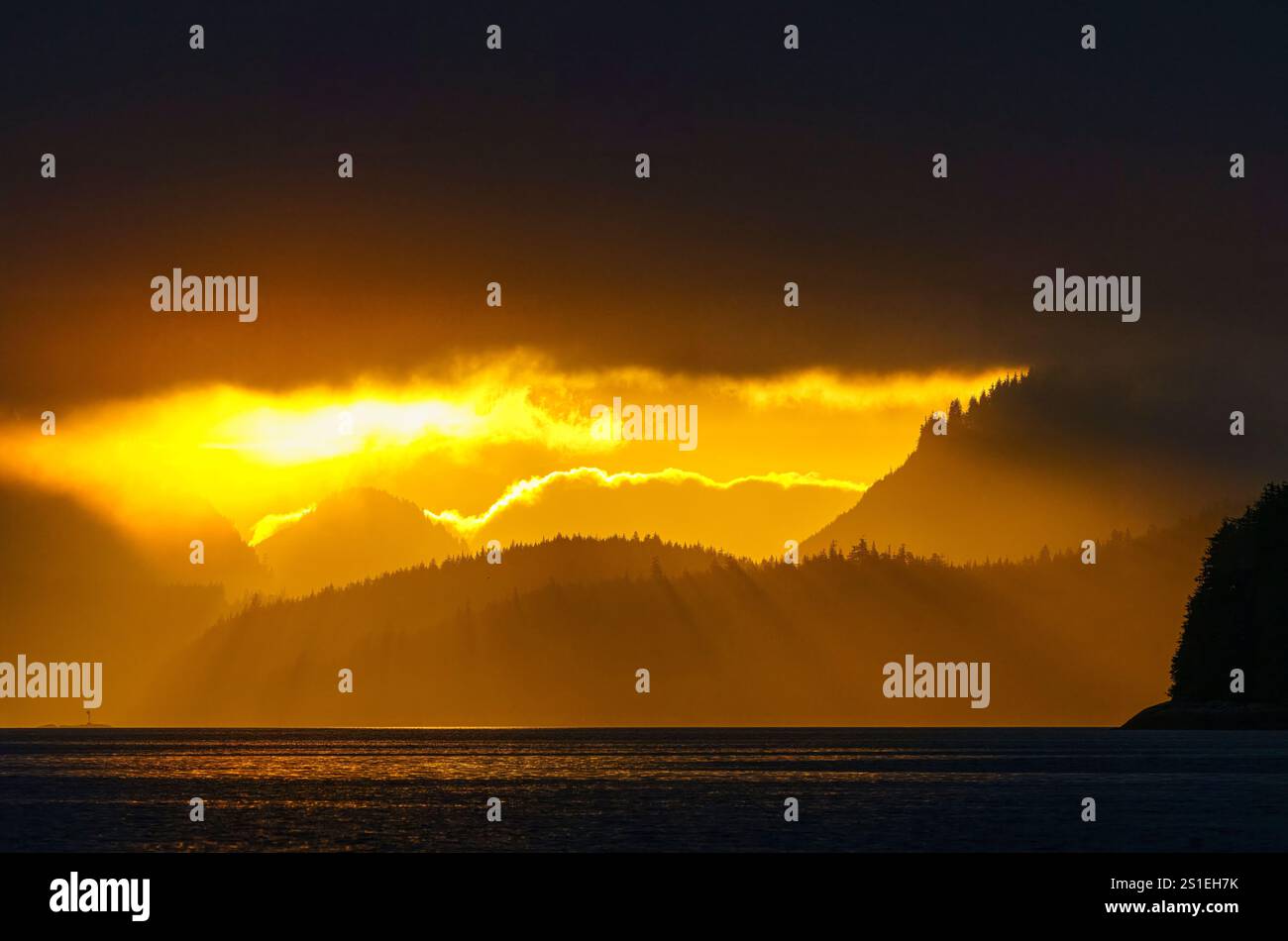 Clio channel hi-res stock photography and images - Alamy