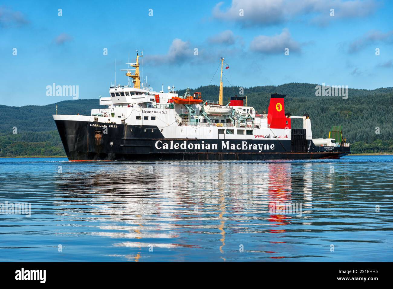 The Caledonian MacBrayne (CalMac) ferry Hebridean Isles linked ...