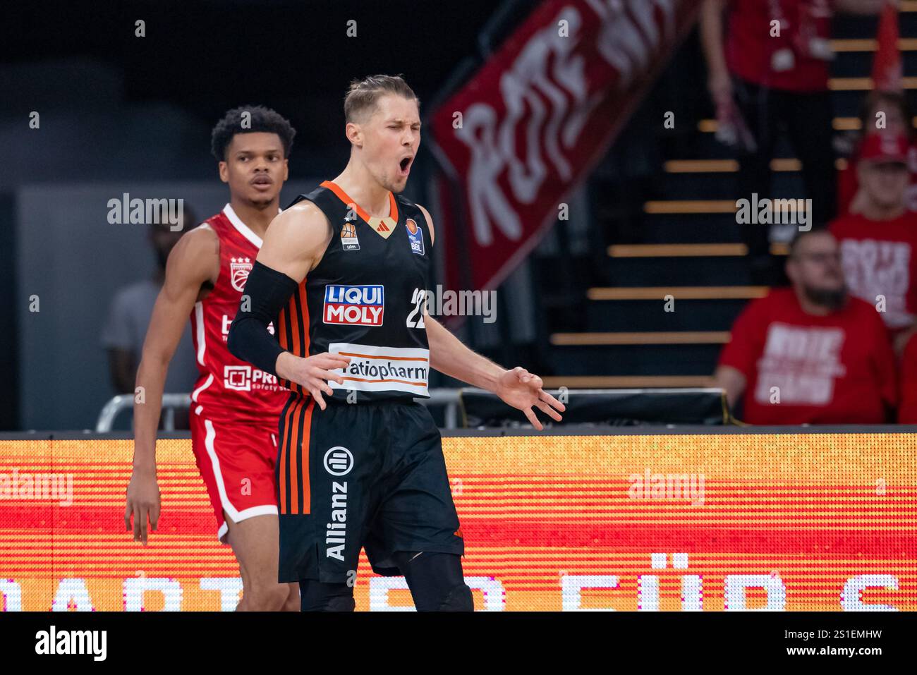 02 January 2025, Bavaria, Bamberg: Basketball, German Basketball League ...