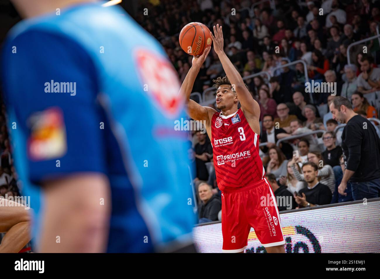 Bamberg, Germany. 02nd Jan, 2025. Basketball, German Basketball League ...