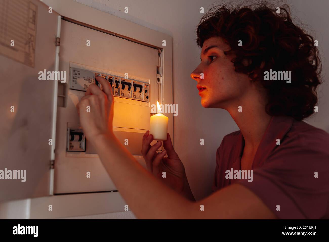 Electric meter failure. Blackout, no electricity Stock Photo - Alamy