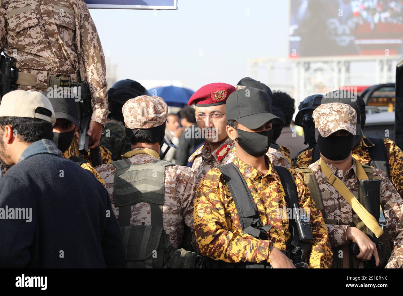Houthi supporters protest against the US and Israel in Sana a - Houthi ...