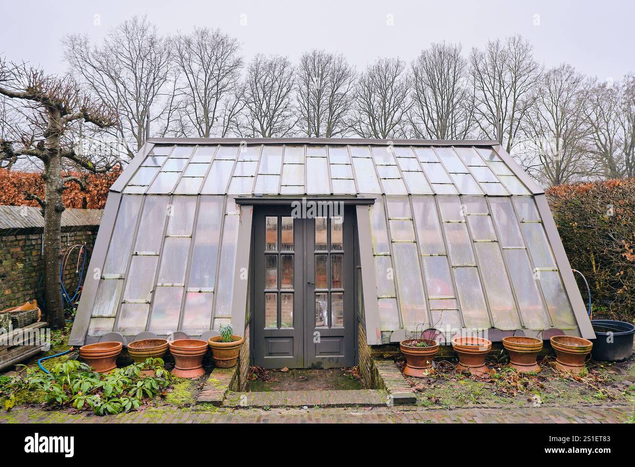 Greenhouse Between Two Brick Walls Lean To Greenhouses – All Brands