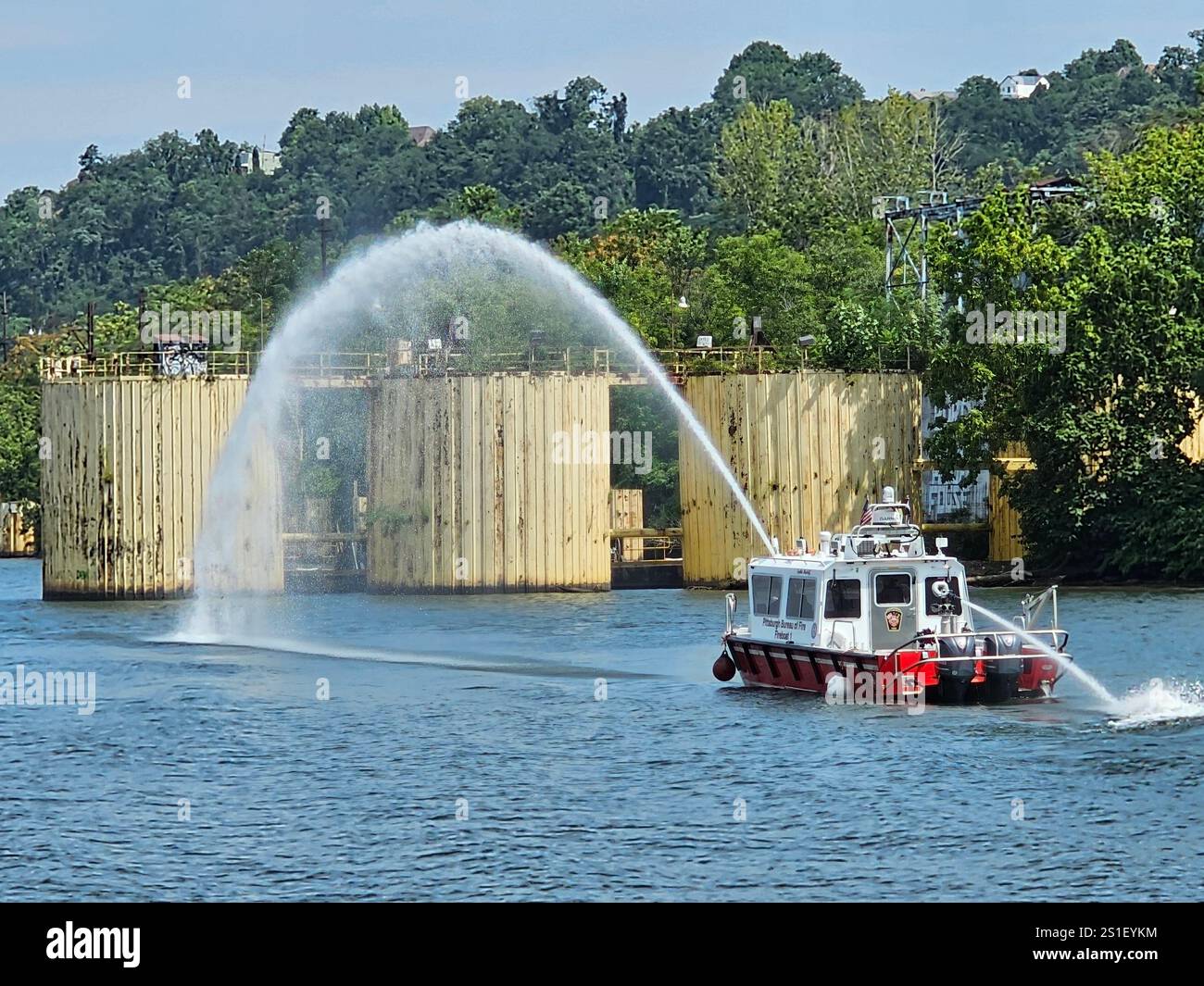 The Pittsburgh Fireboat tests water pumps on the Monongahela River ...
