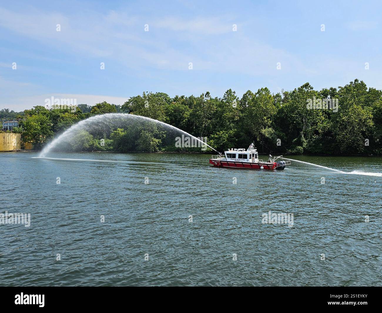 The Pittsburgh Fireboat tests water pumps on the Monongahela River ...