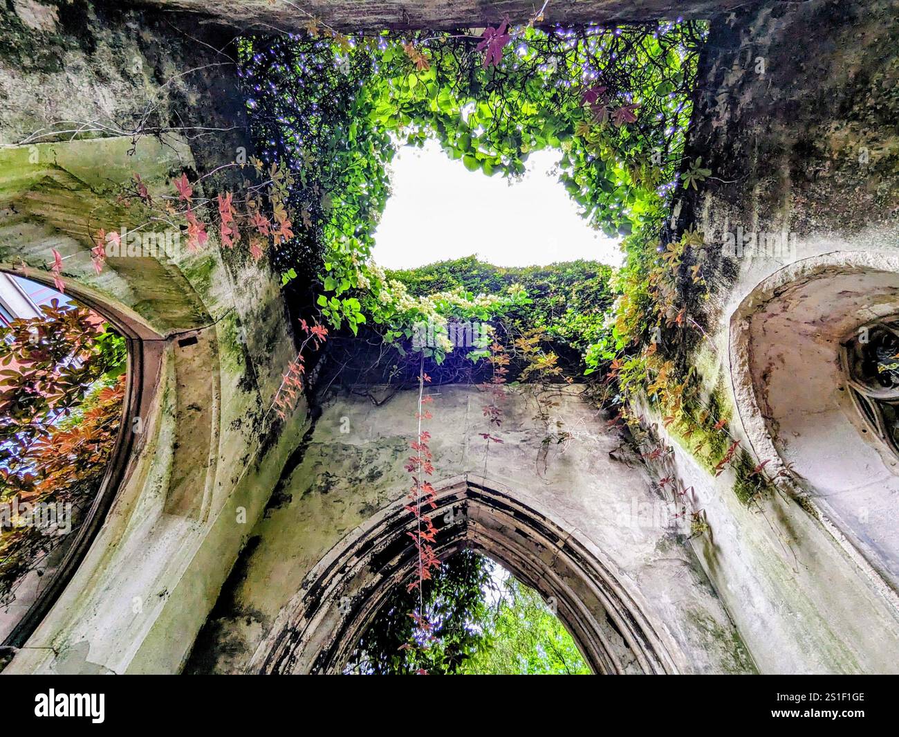 St Dustan Church, London Stock Photo - Alamy
