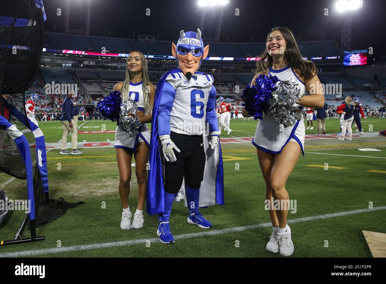 Duke's mascot and cheer squad members perform during the first quarter ...