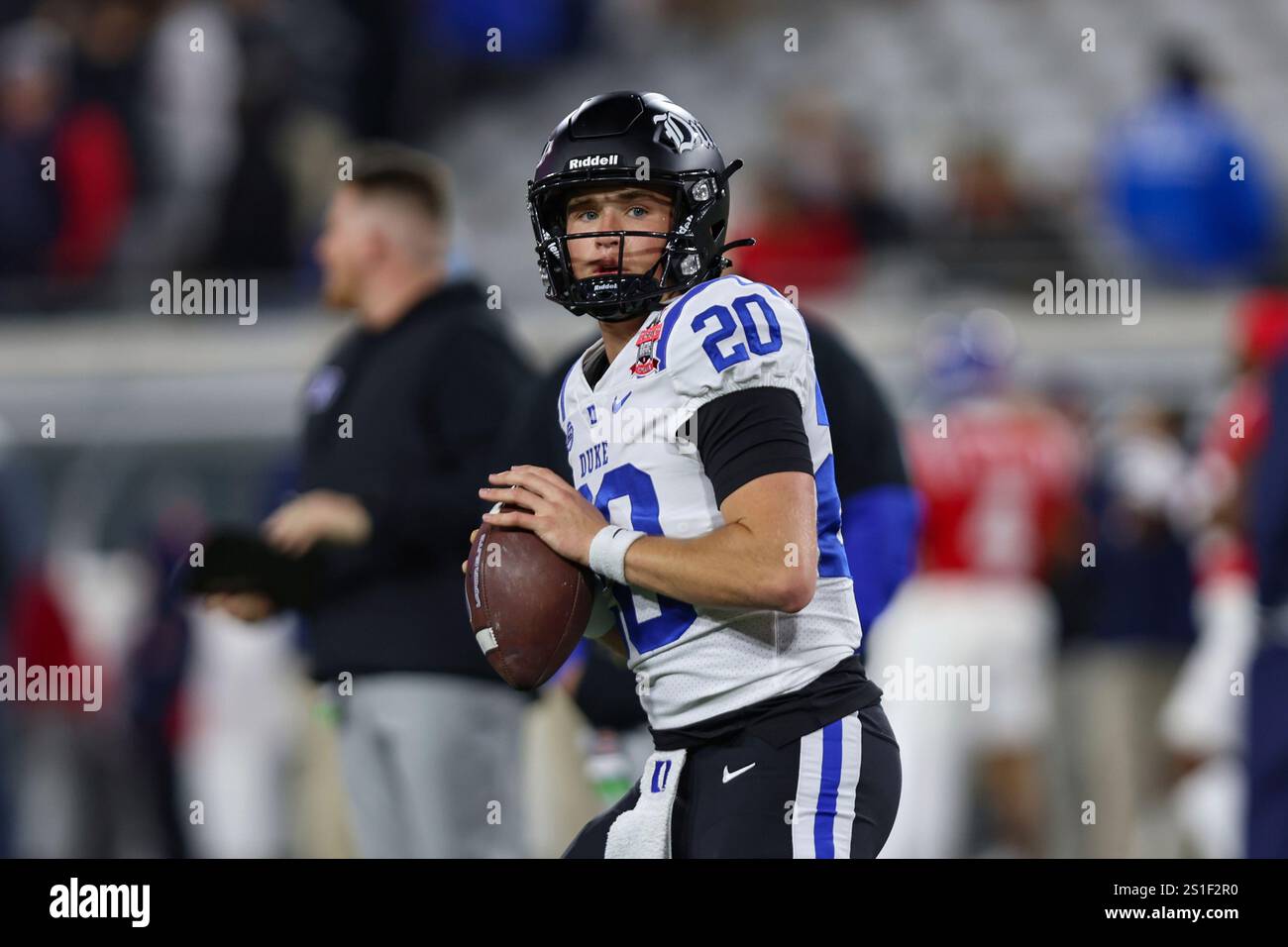 Duke quarterback Donald Tomlin (20) warms up before facing Mississippi ...