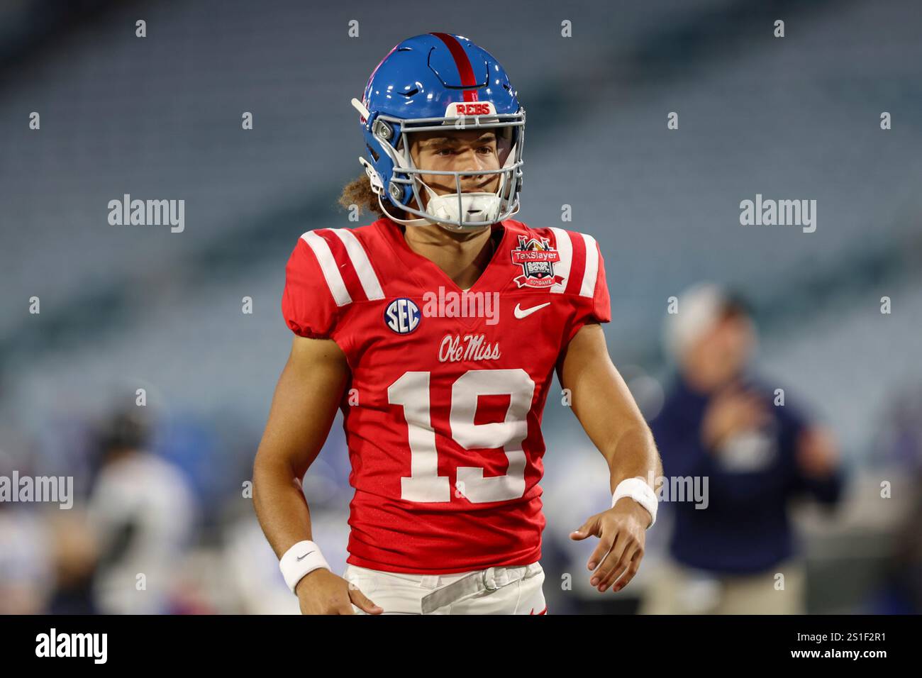 Mississippi wide receiver Cayden Lee (19) warms up before facing Duke ...