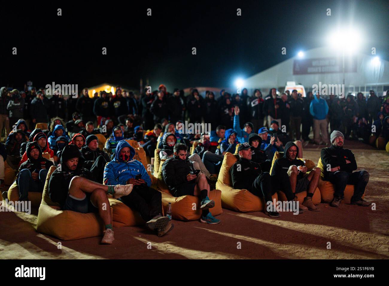 Bisha, Arabie Saoudite. 03rd Jan, 2025. Ambiance at Starting order ceremony before Stage 1 after ...