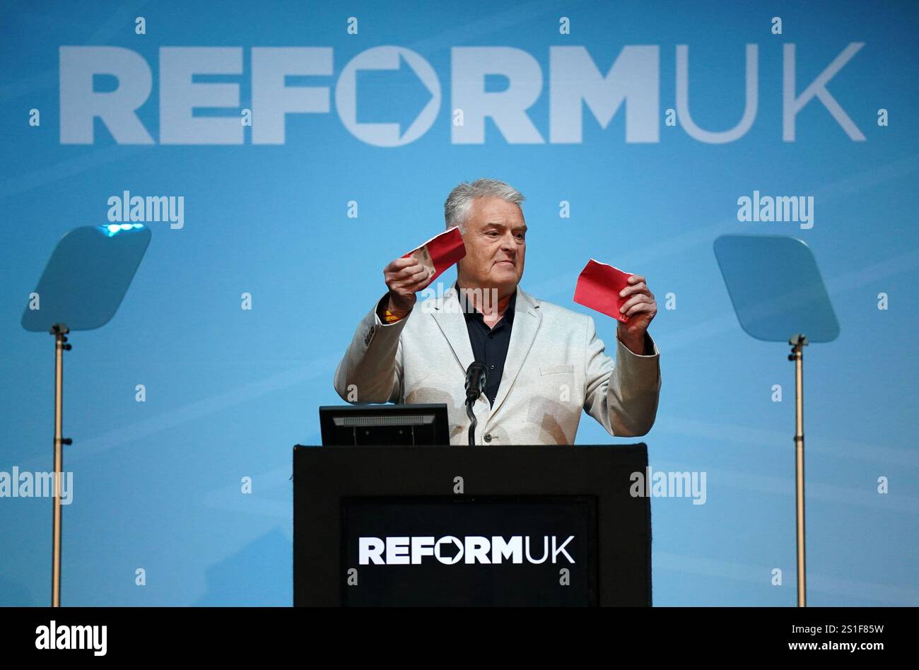 Reform UK MP Lee Anderson ripping up a letter he says he received from ...