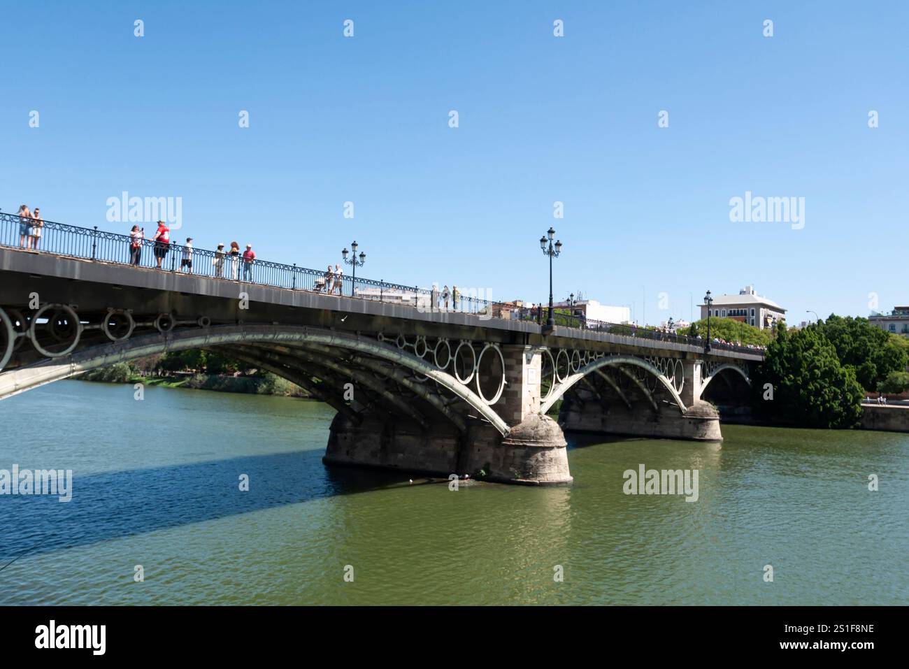 Paseo de la o de triana sevilla hi-res stock photography and images - Alamy