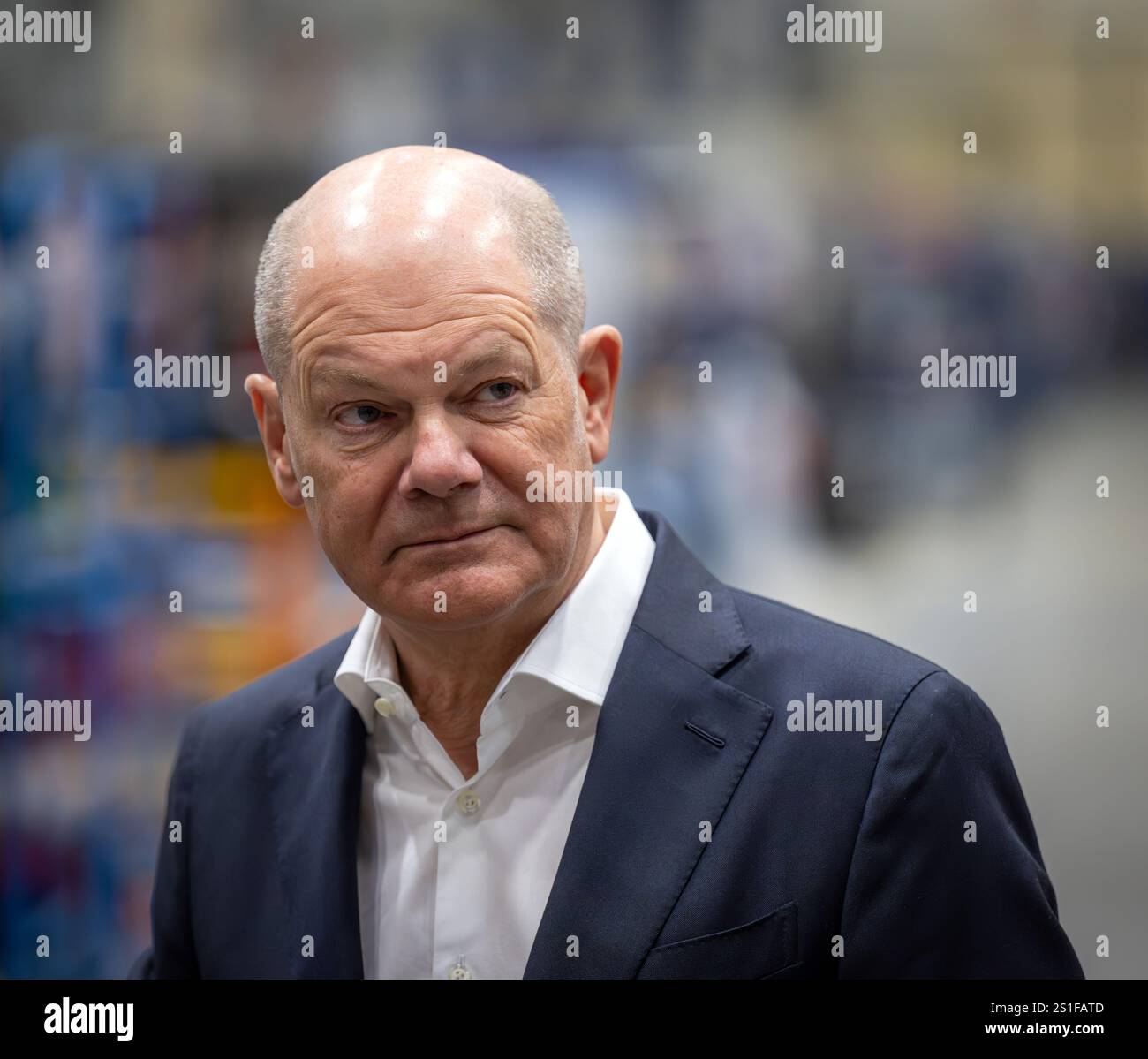 Blankenfelde Mahlow, Germany. 03rd Jan, 2025. Federal Chancellor Olaf ...