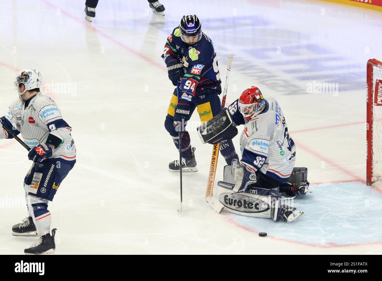 Berlin, Deutschland. 03rd Jan, 2025. 03.01.2025, Uber-Arena, Berlin, DEU, DEL, 1.EBL, Eisbaeren ...