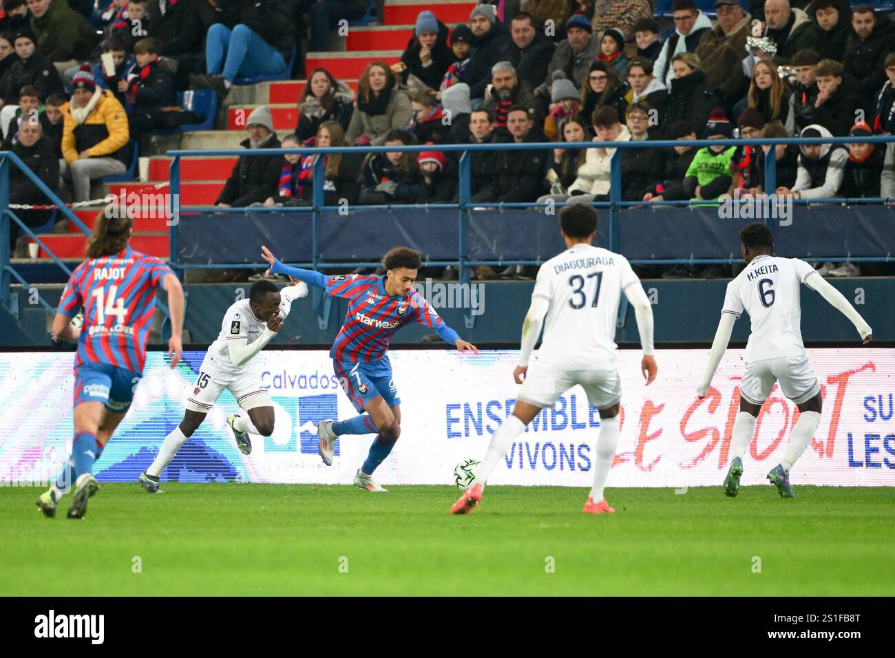 07 Tidiam GOMIS (smc) during the Ligue 2 BKT match between Caen and ...