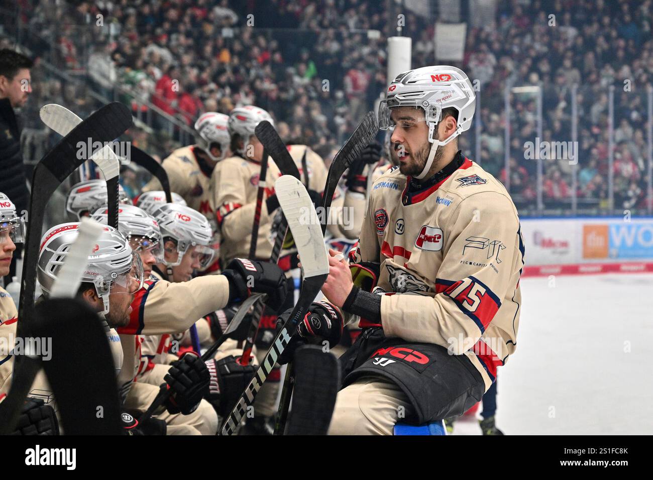 Augsburg, Deutschland. 03rd Jan, 2025. im Bild Samuel DOVE-McFALLS (N?rnberg Ice Tigers #77) auf ...