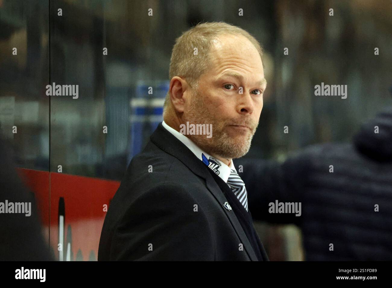 Villingen Schwenningen, Deutschland. 03rd Jan, 2025. Head Coach/Trainer ...