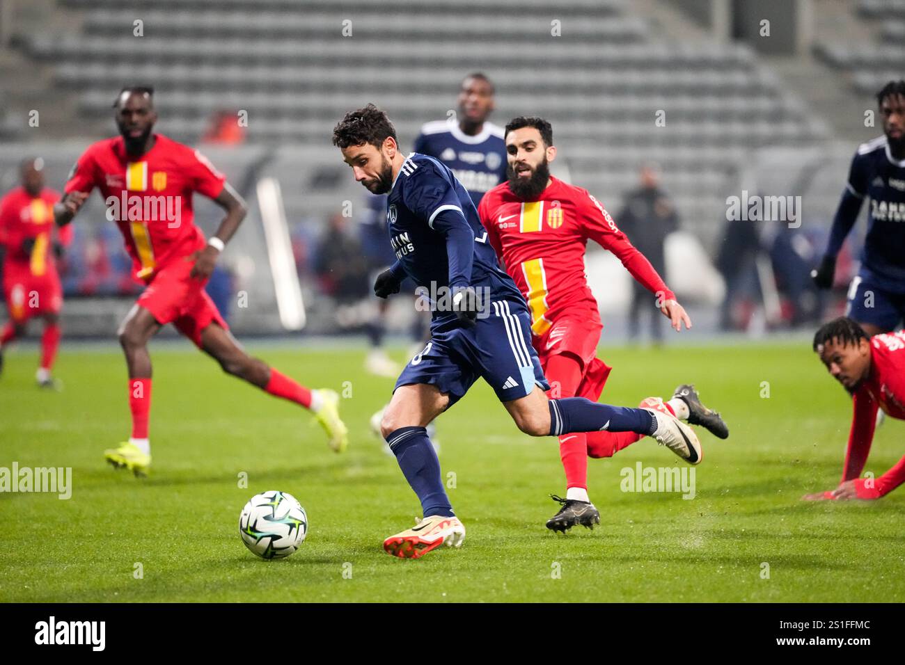 20 Julien LOPEZ (pfc) during the Ligue 2 BKT match between Paris FC and ...