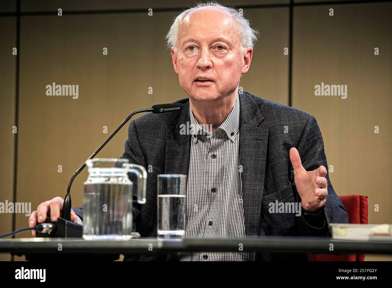 Friedrich Dieckmann Friedrich Dieckmann in der Berliner Akademie der ...