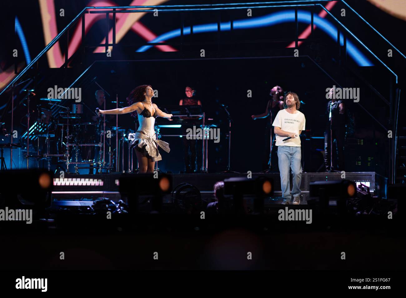 Dua Lipa Live At Glastonbury Festival on the Pyramid Stage 28 June 2024 ...