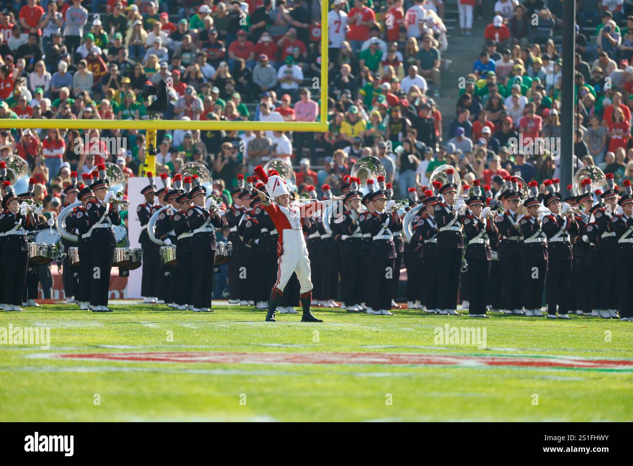 Pasadena, California, USA. 01st Jan, 2025. Ohio State Buckeyes marching ...