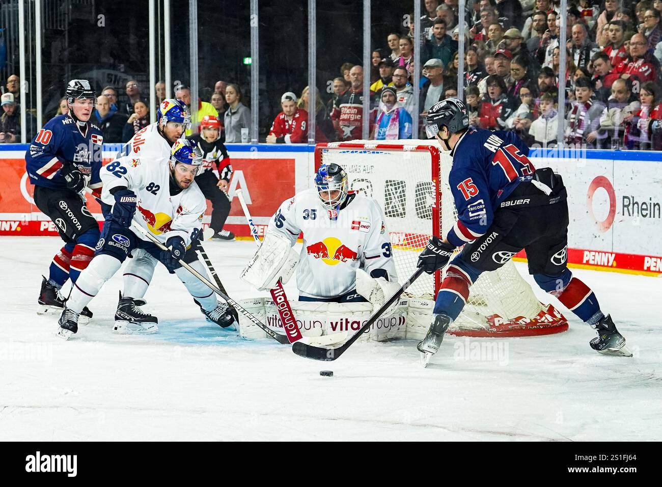 Germany. 03rd Jan, 2025. Eishockey Penny-DEL 33.Spieltag Koelner Haie ...