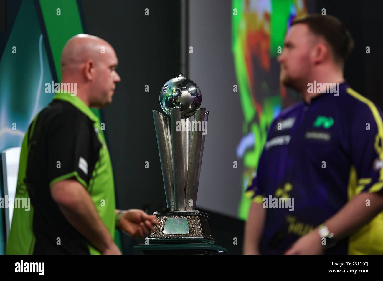 Alexandra Palace, London, UK. 3rd Jan, 2025. 2024/25 PDC Paddy Power ...