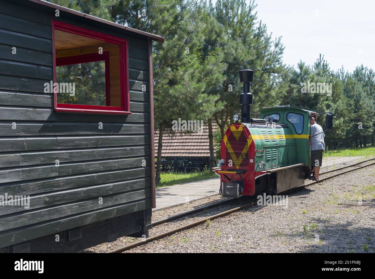 Train stands on railroad tracks hi-res stock photography and images - Alamy