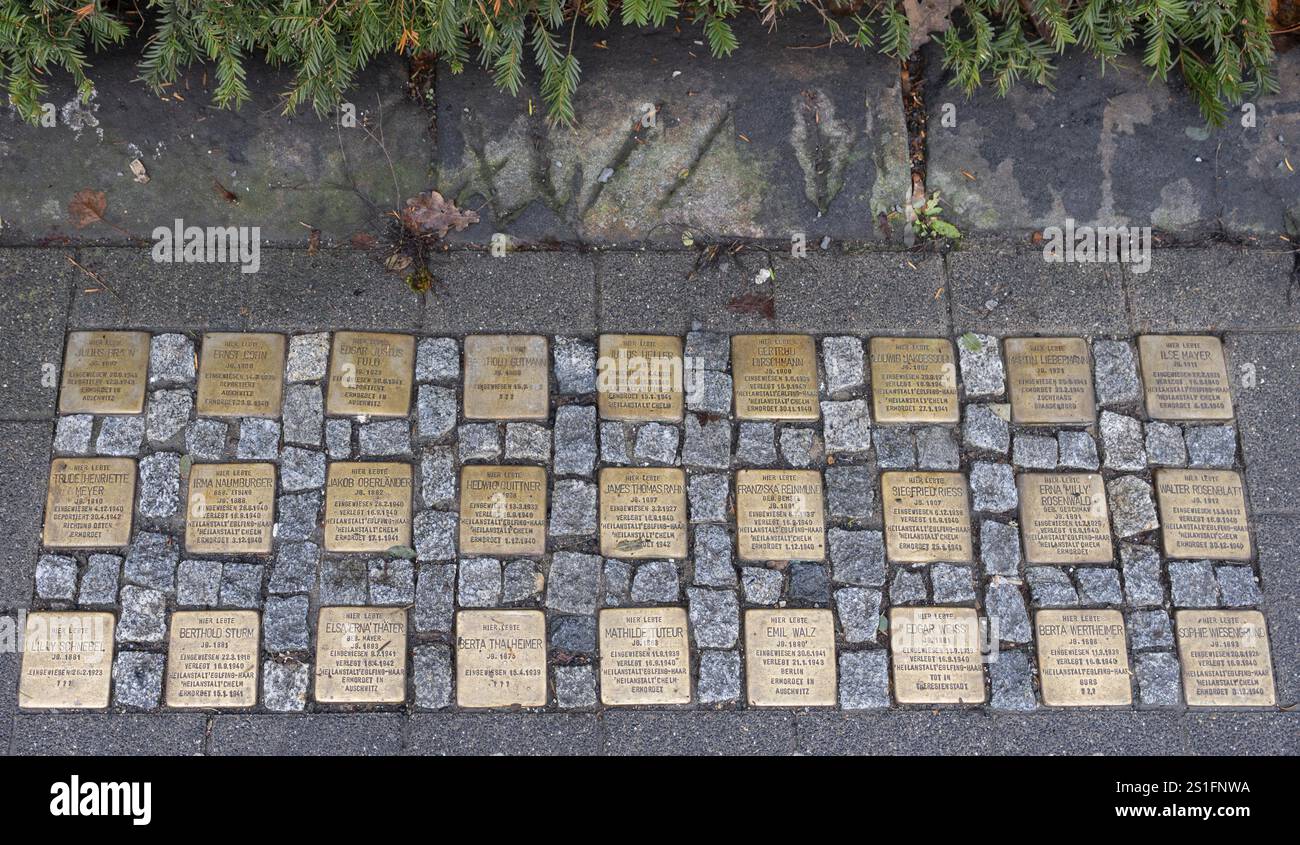 Stolpersteine, copper memorial plaques of murdered Jewish citizens ...