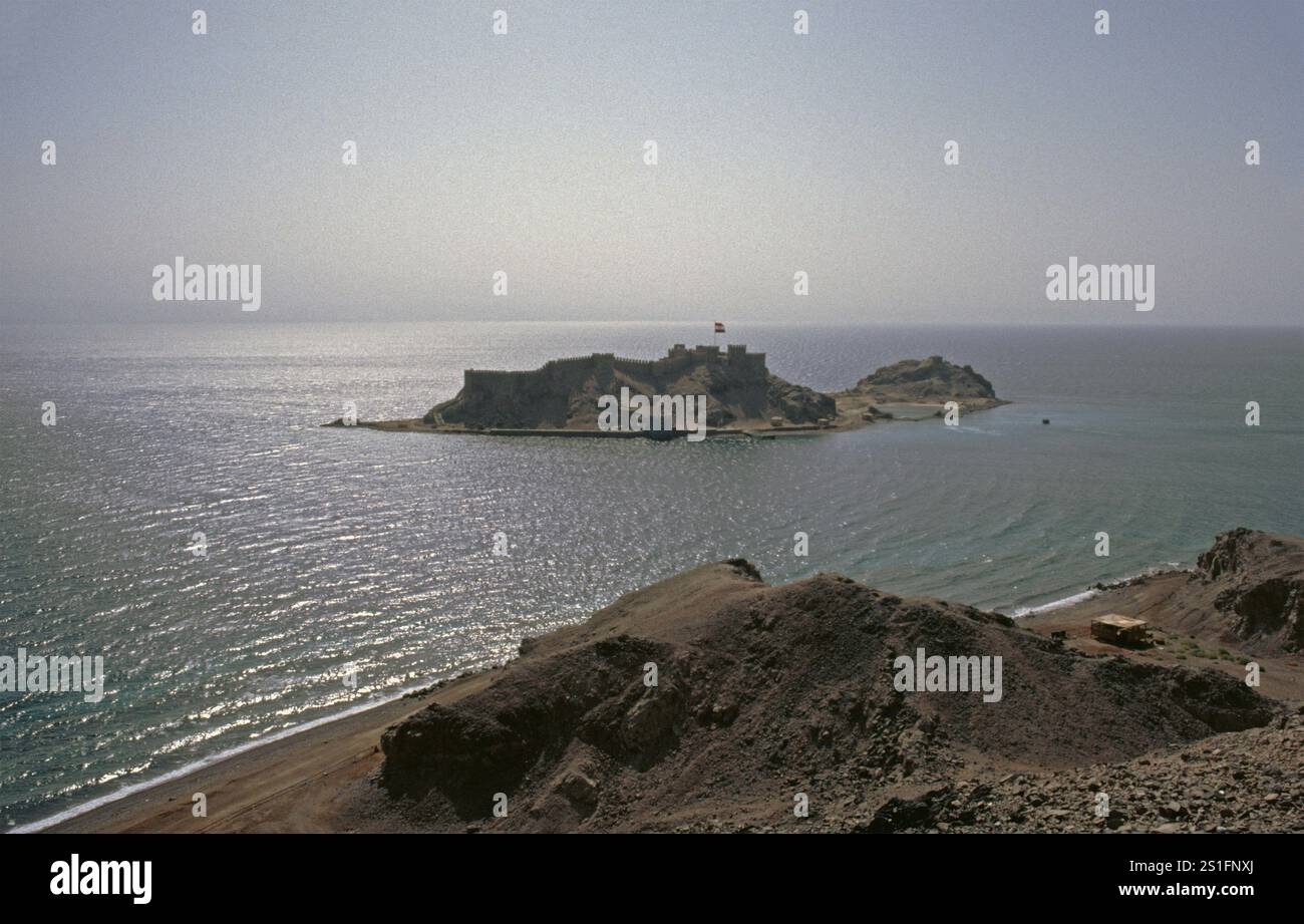 Pharaoh's Island, Coral Island, Crusader Citadel, Gulf of Aqaba, Sinai ...