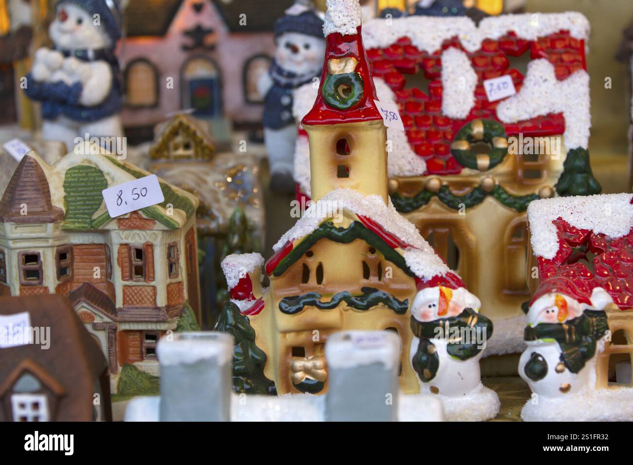 Decorative Christmas figures in detail at a Christmas market Stock ...