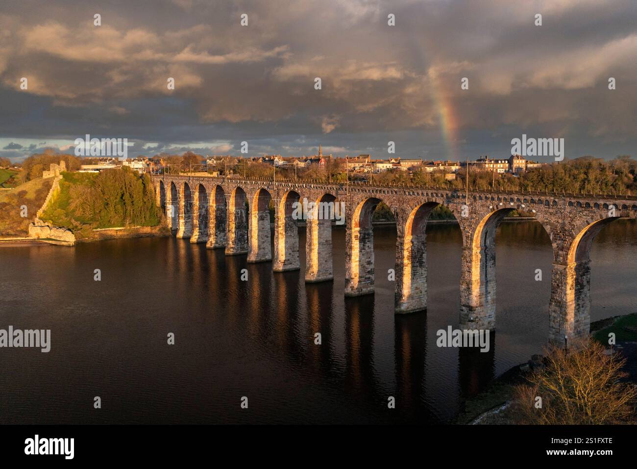 The Royal Border Bridge which carries the main east coast rail link ...