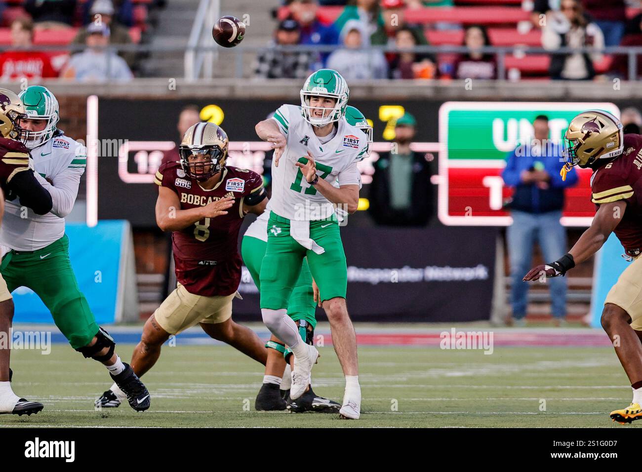 DALLAS, TX - JANUARY 03: North Texas Mean Green quarterback Drew ...