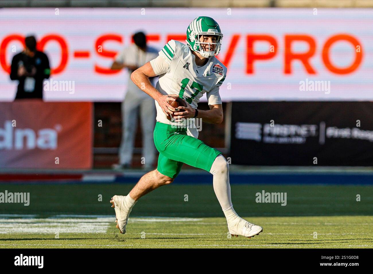 DALLAS, TX - JANUARY 03: North Texas Mean Green quarterback Drew ...